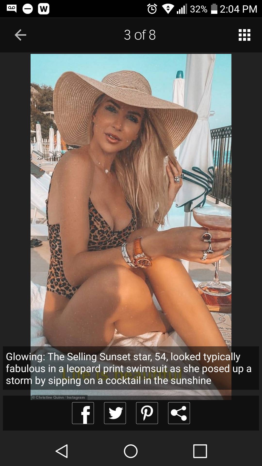 Lmao at the caption | Scrolller