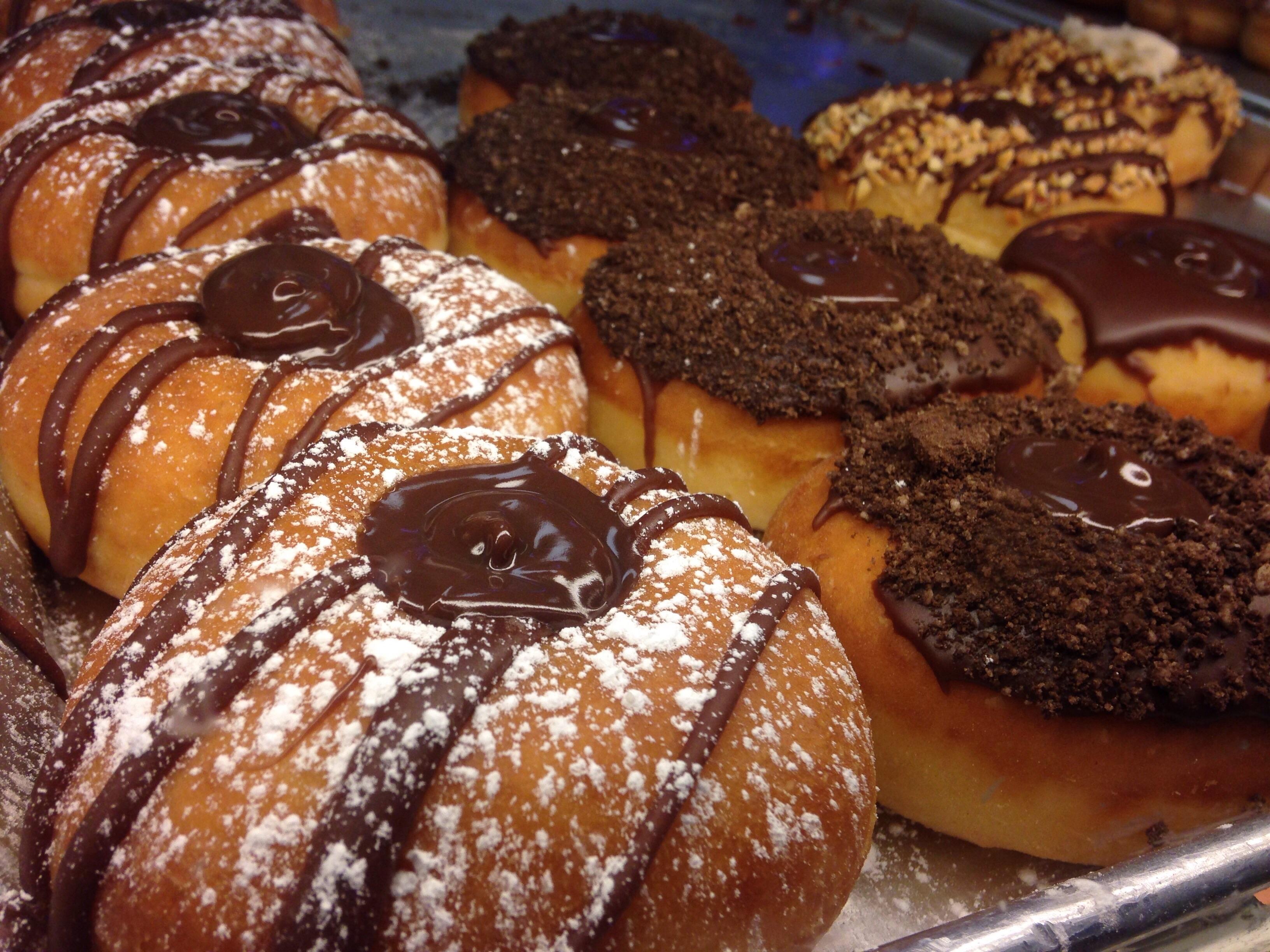 Local Doughnuts | Scrolller