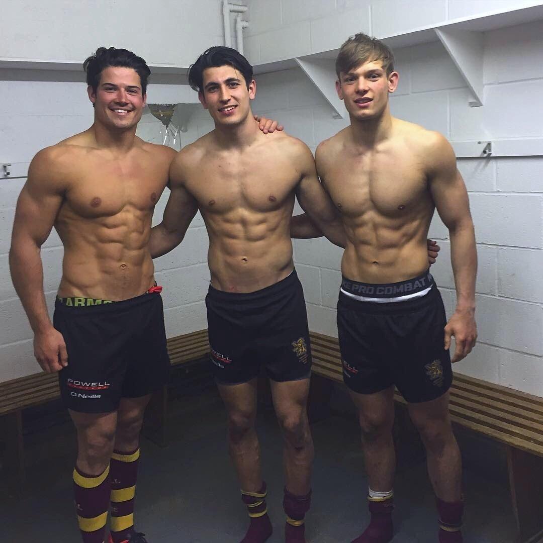 Locker Room Pose | Scrolller