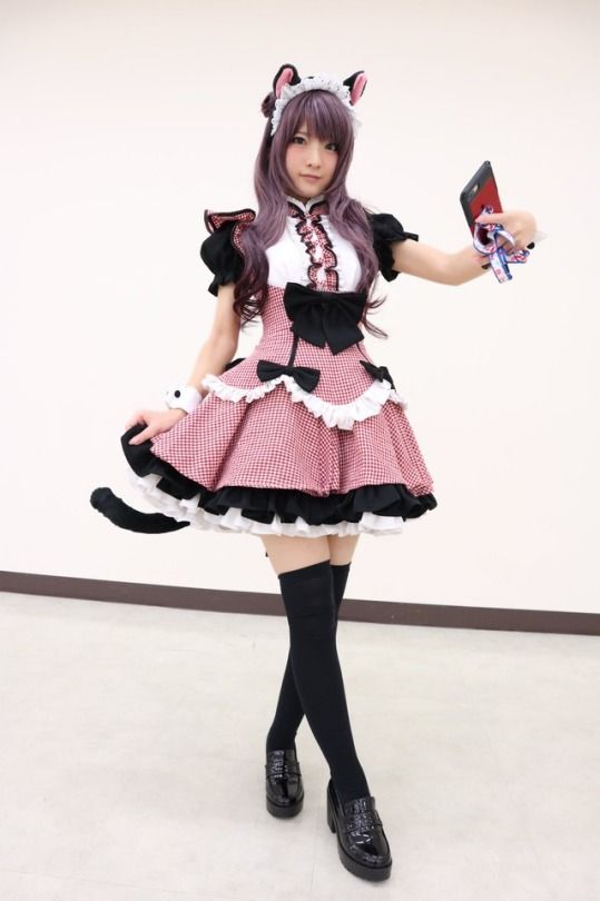 Lolita Kitty | Scrolller