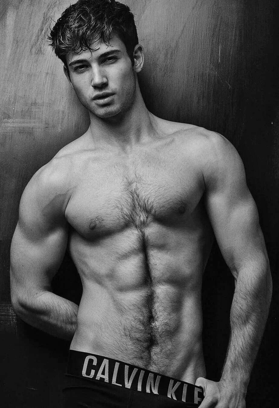 Long happy trail | Scrolller