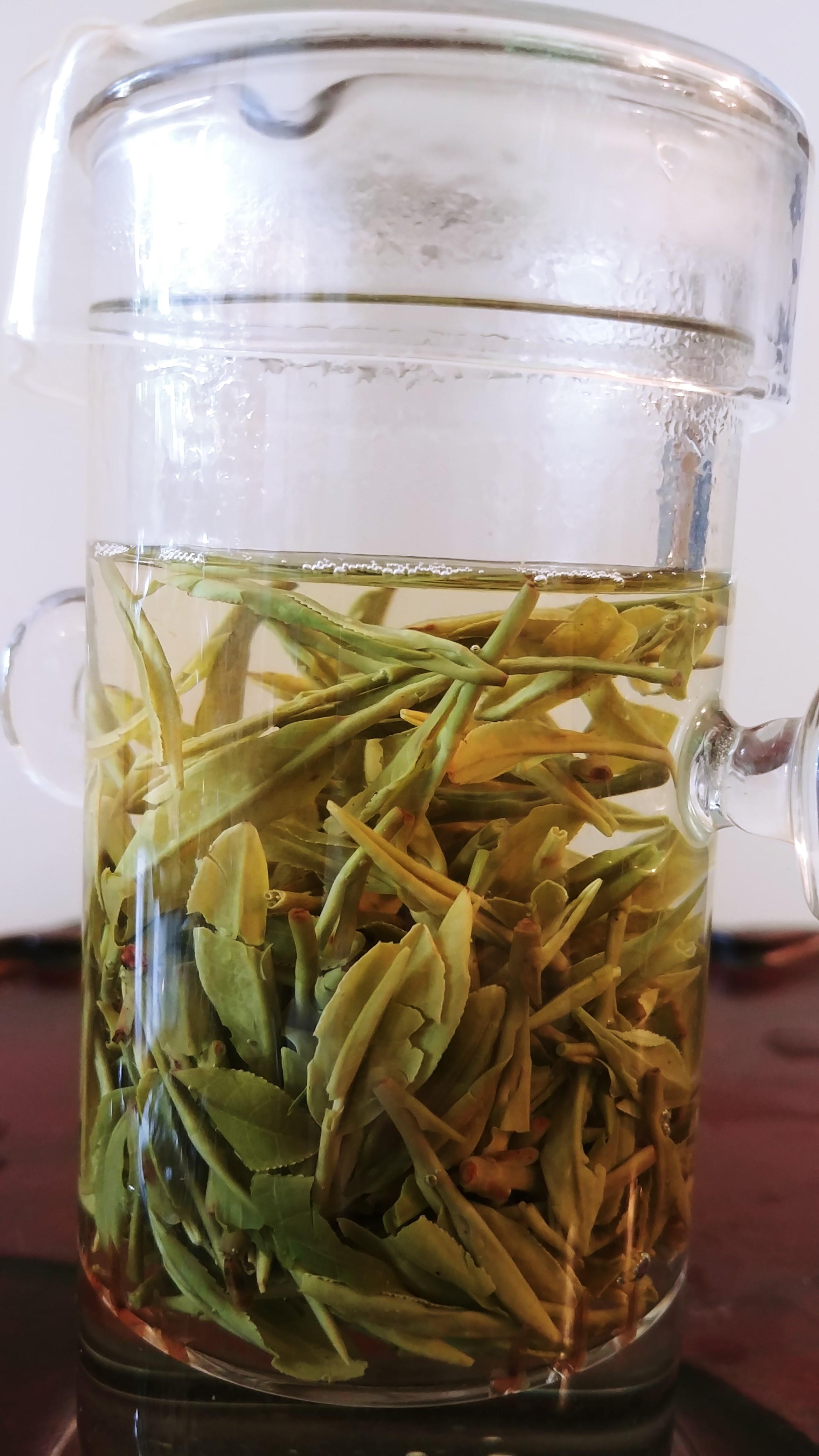 Long Jing(Dragon Well), Shi Feng, First Flush 2018 | Scrolller