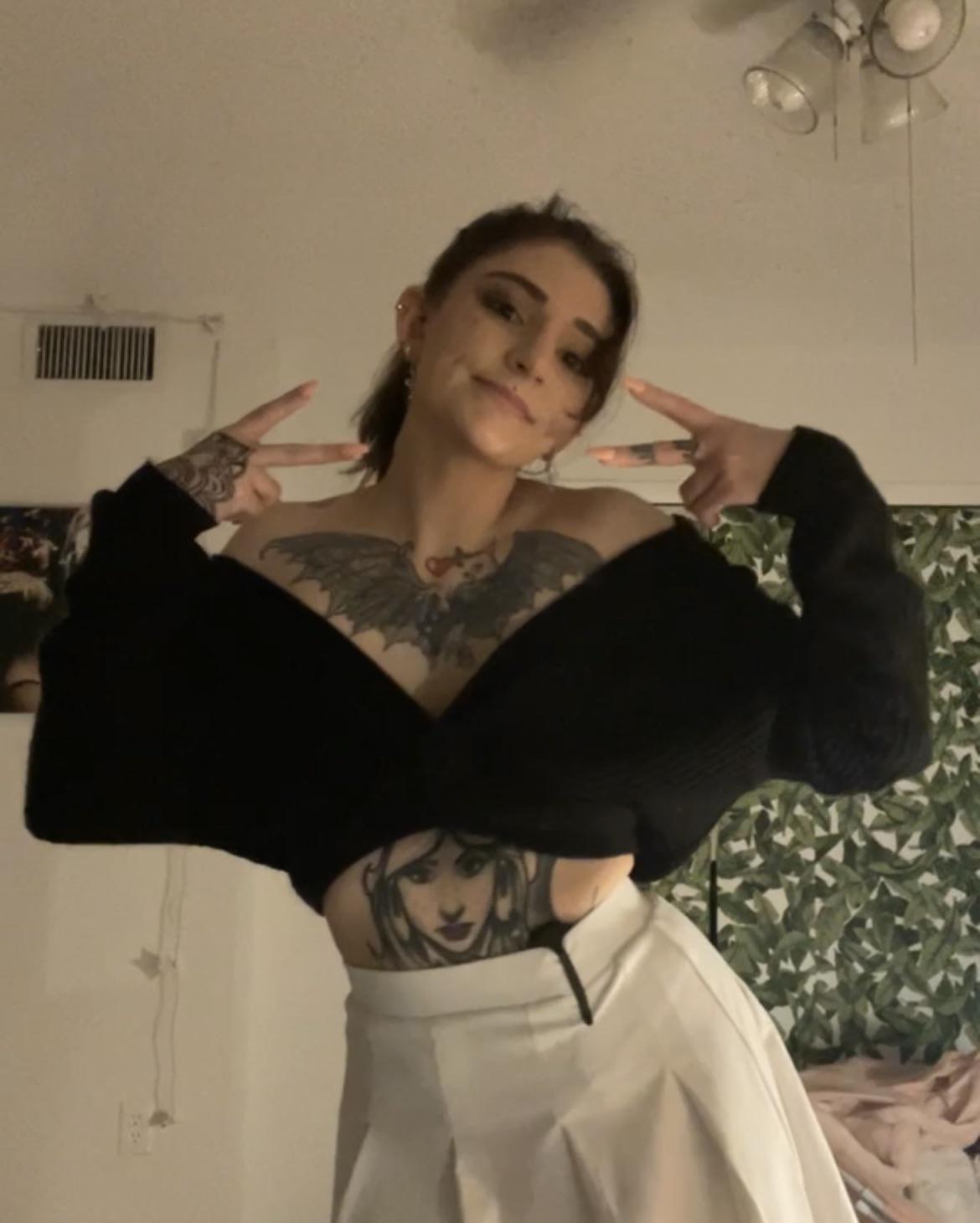 Look at this dork | Scrolller