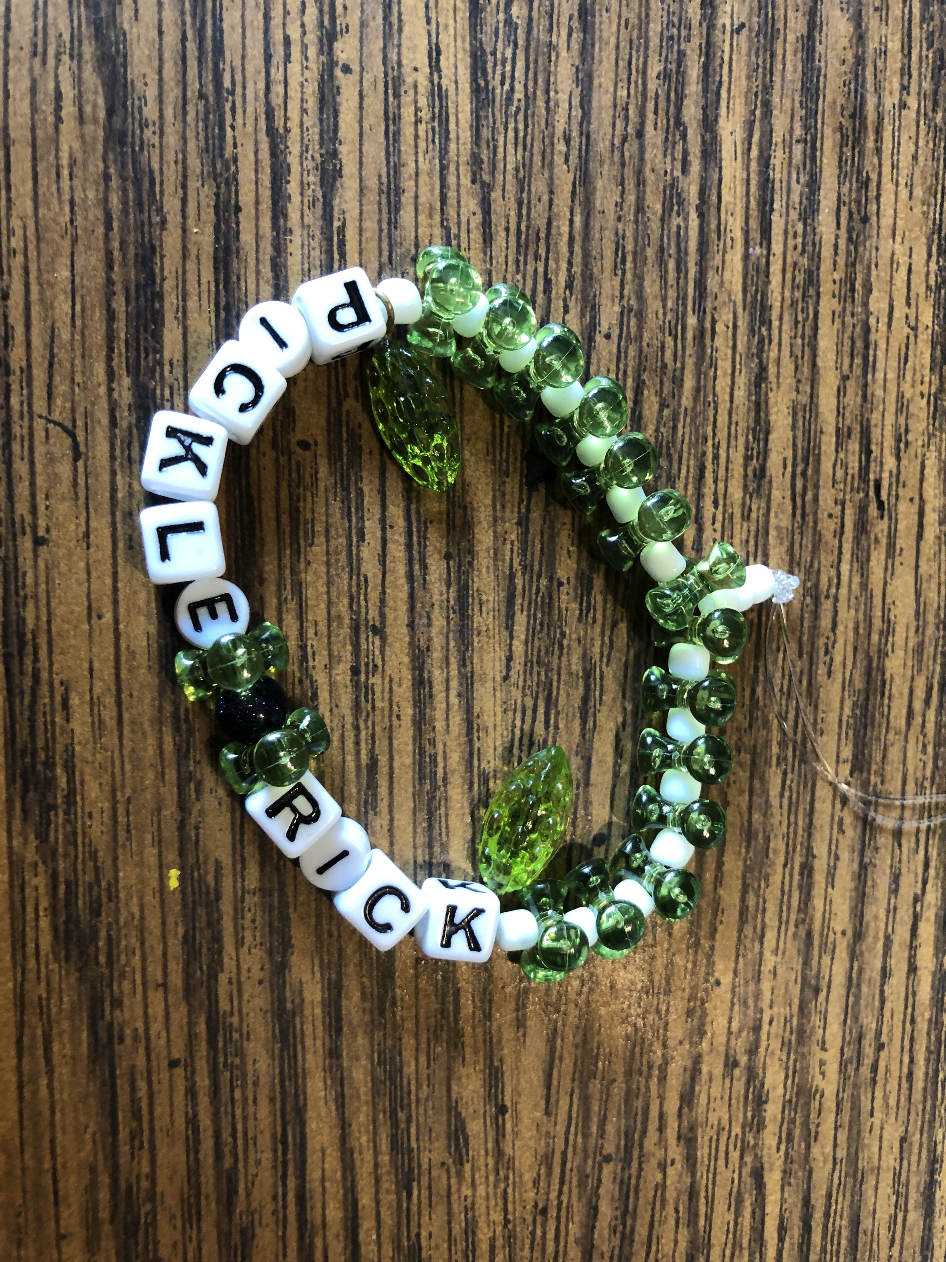 LOOK MORTY IM A BRACELET NOW | Scrolller