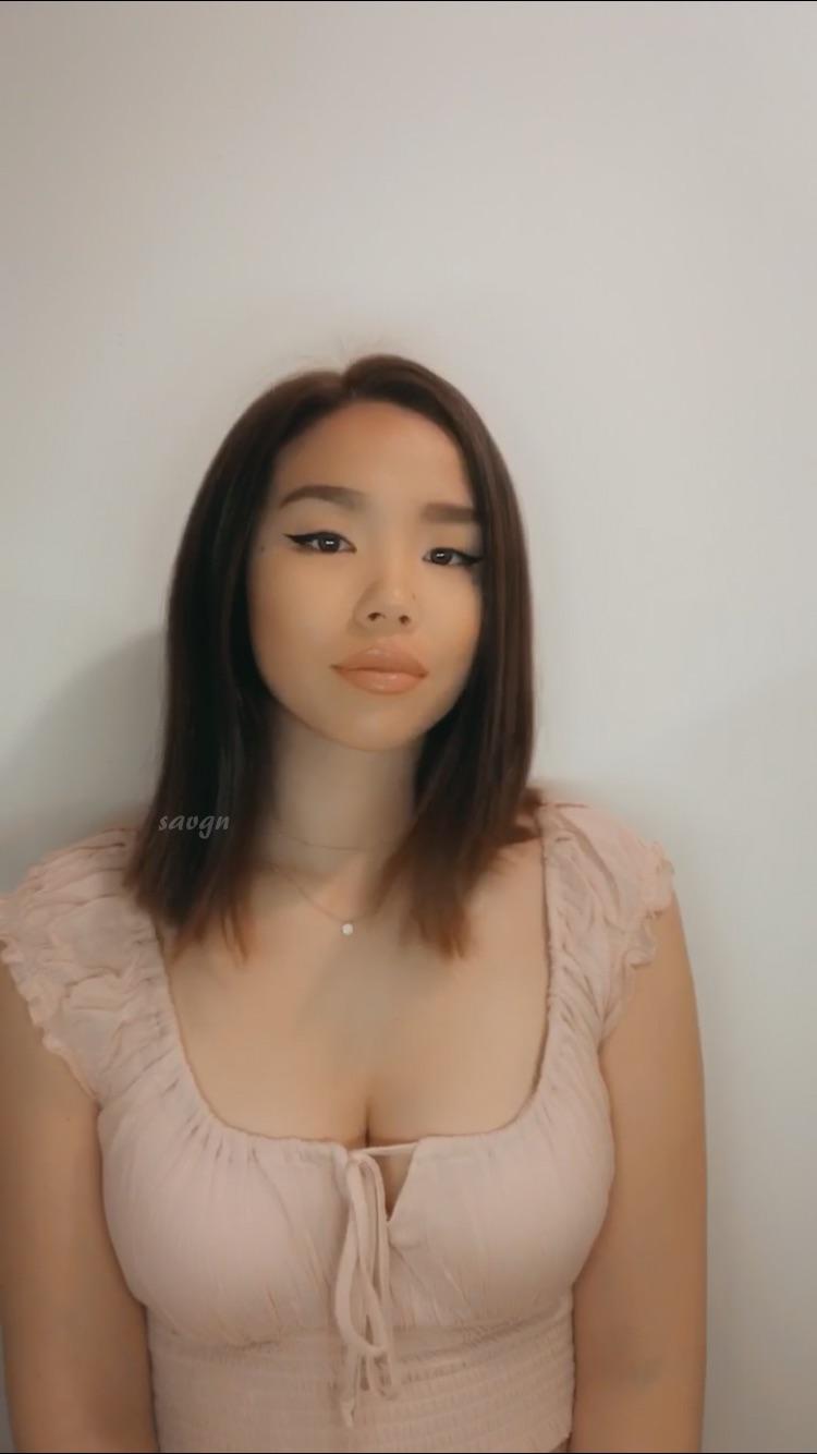 [f]reshly verified | Scrolller