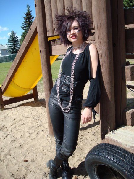 Looking Bad In A Playground Before A Motley Crue Concert 2007 Scrolller
