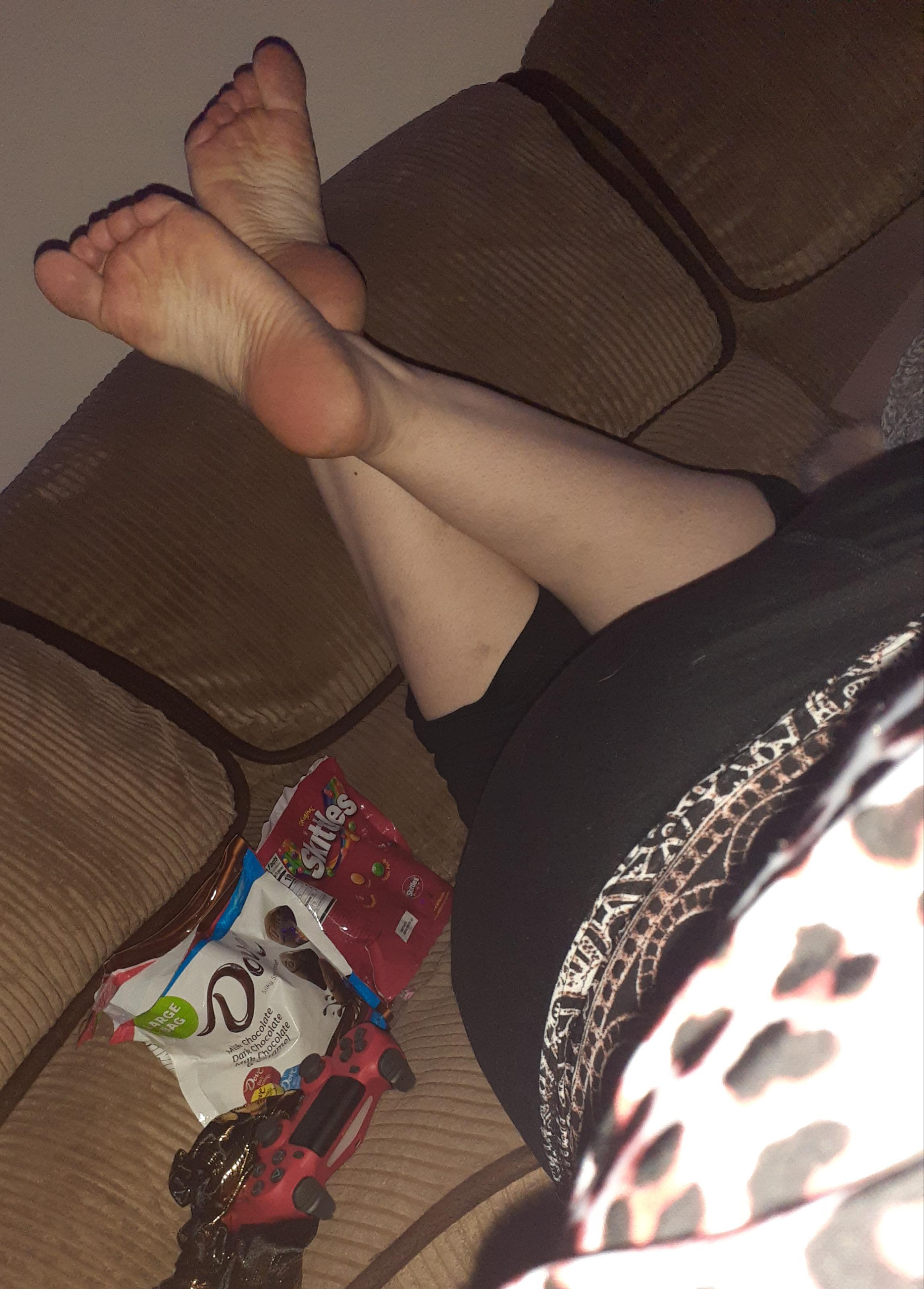 Looking for a snack? | Scrolller