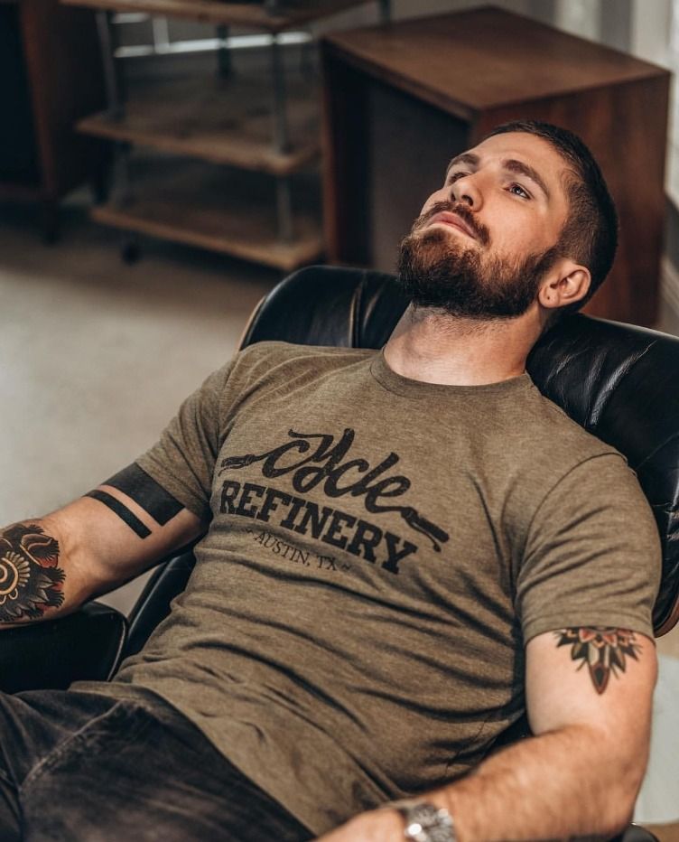 Looking Refined | Scrolller