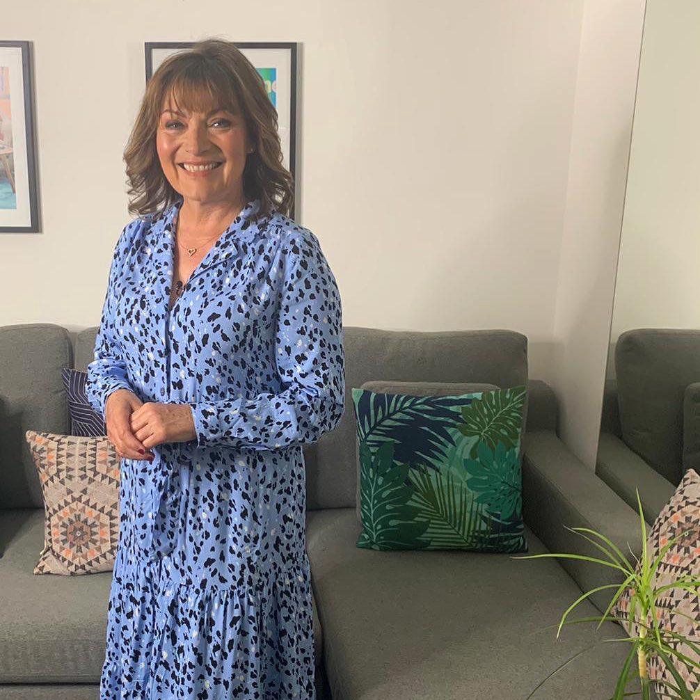 Lorraine Kelly, 61. | Scrolller