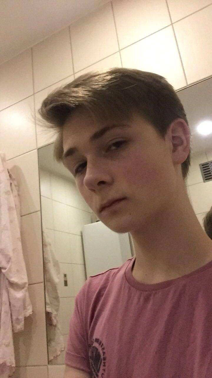 lost inside your eyes bud | Scrolller