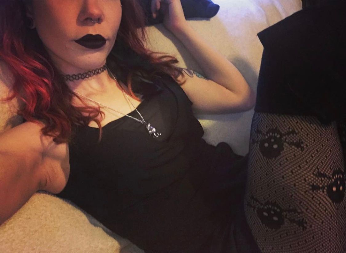 I love the gothic look 🖤 | Scrolller