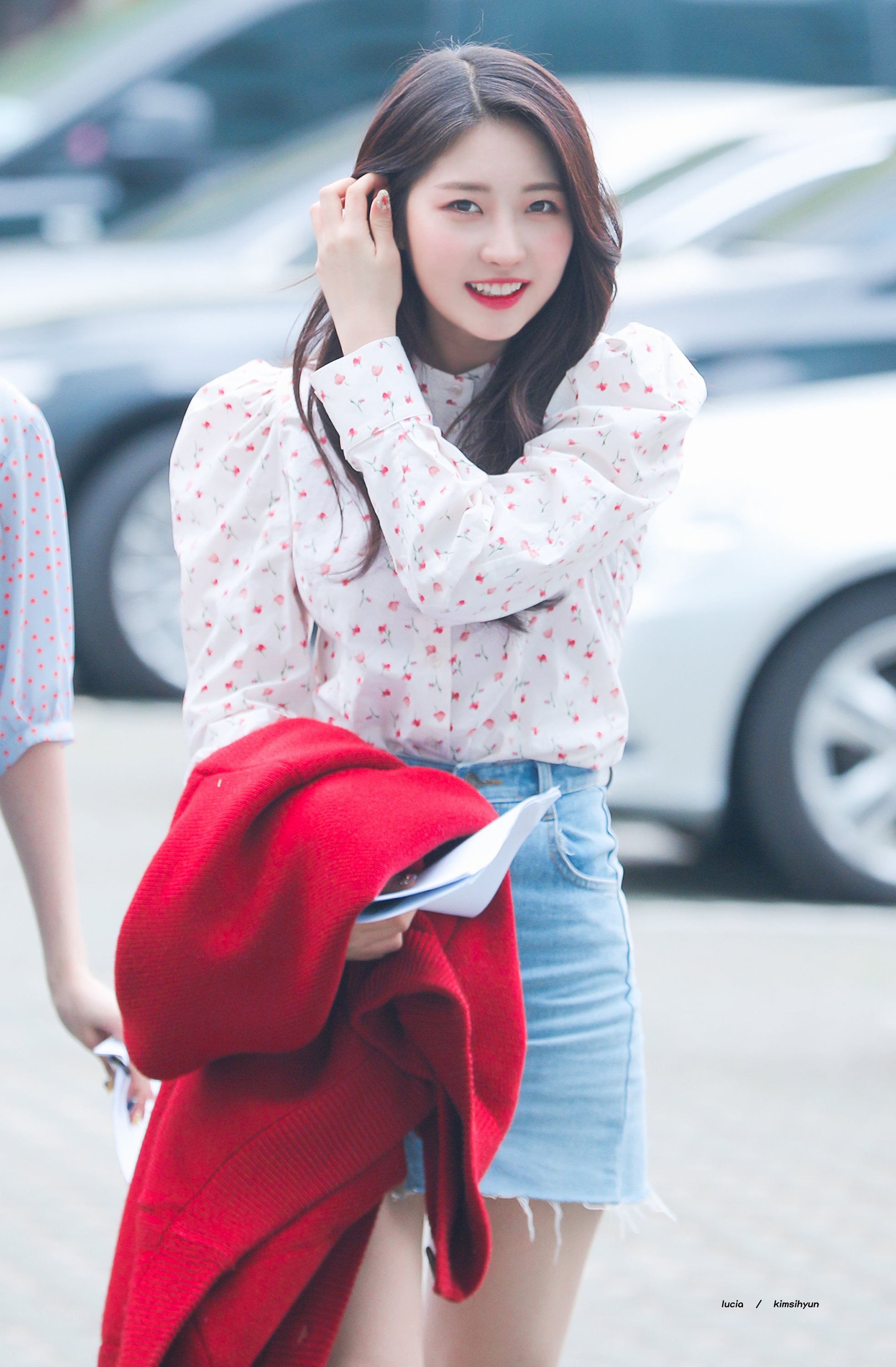 Lovely Sihyeon | Scrolller