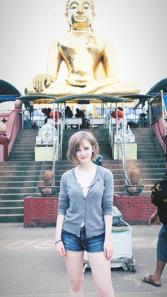 Lovely white pale legs in denim shorts | Scrolller