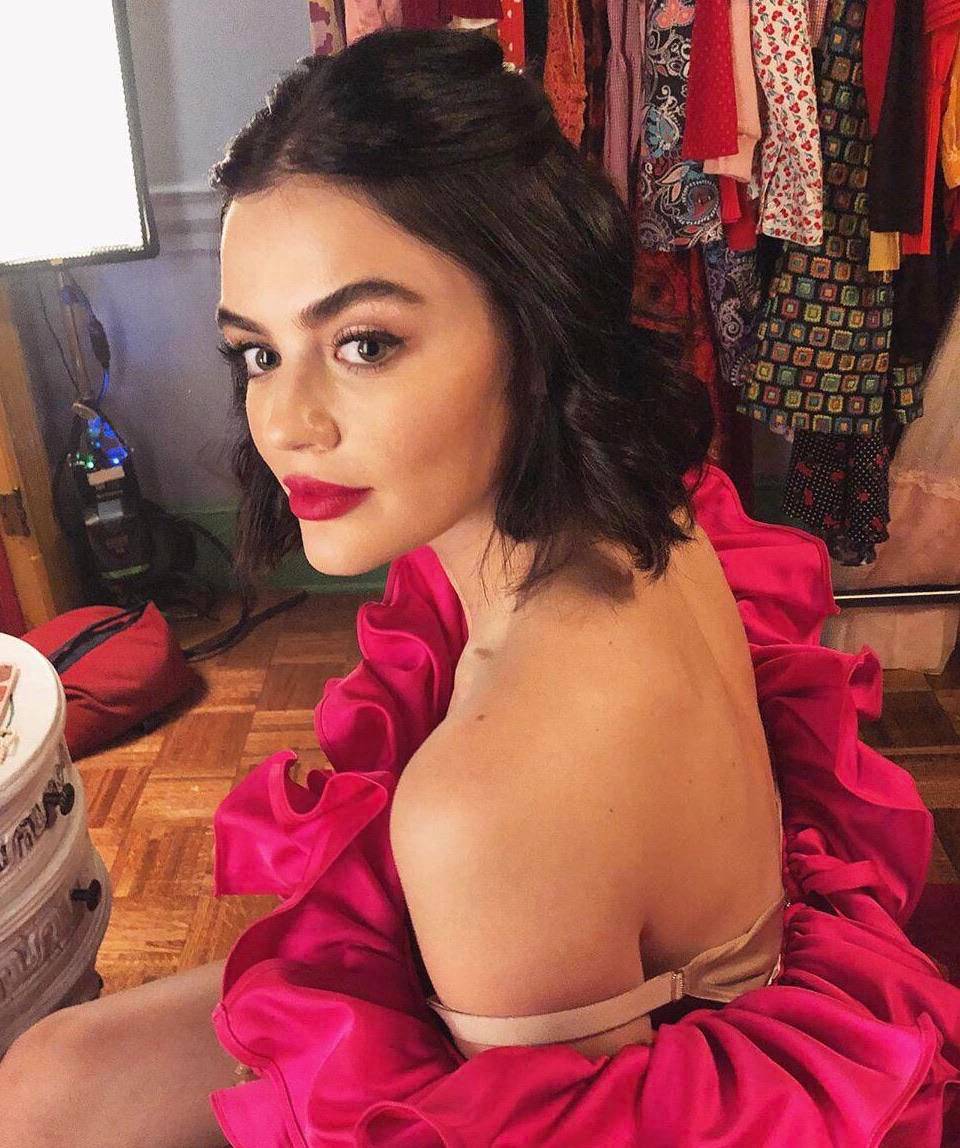 Lucy Hale | Scrolller