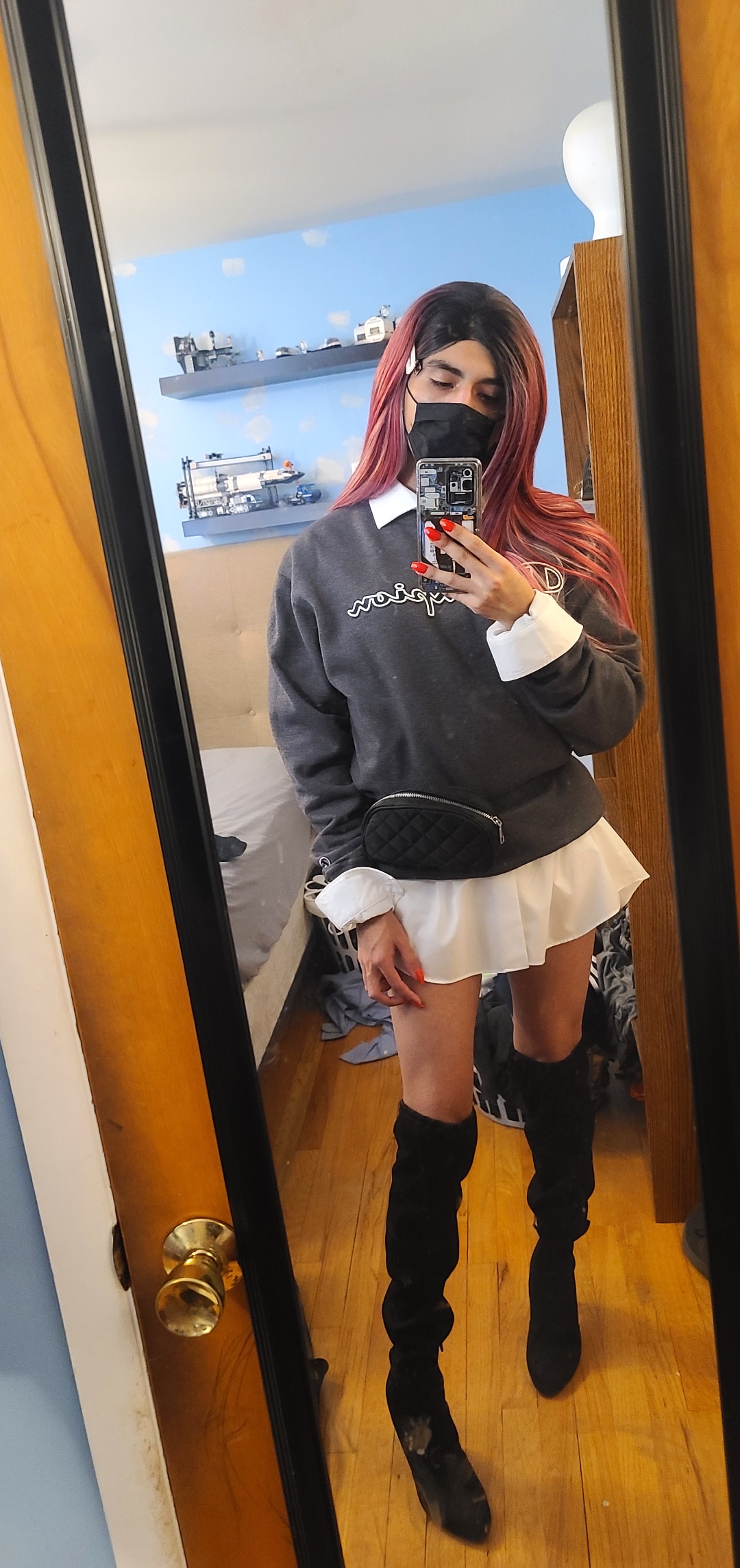 Lunch date! | Scrolller