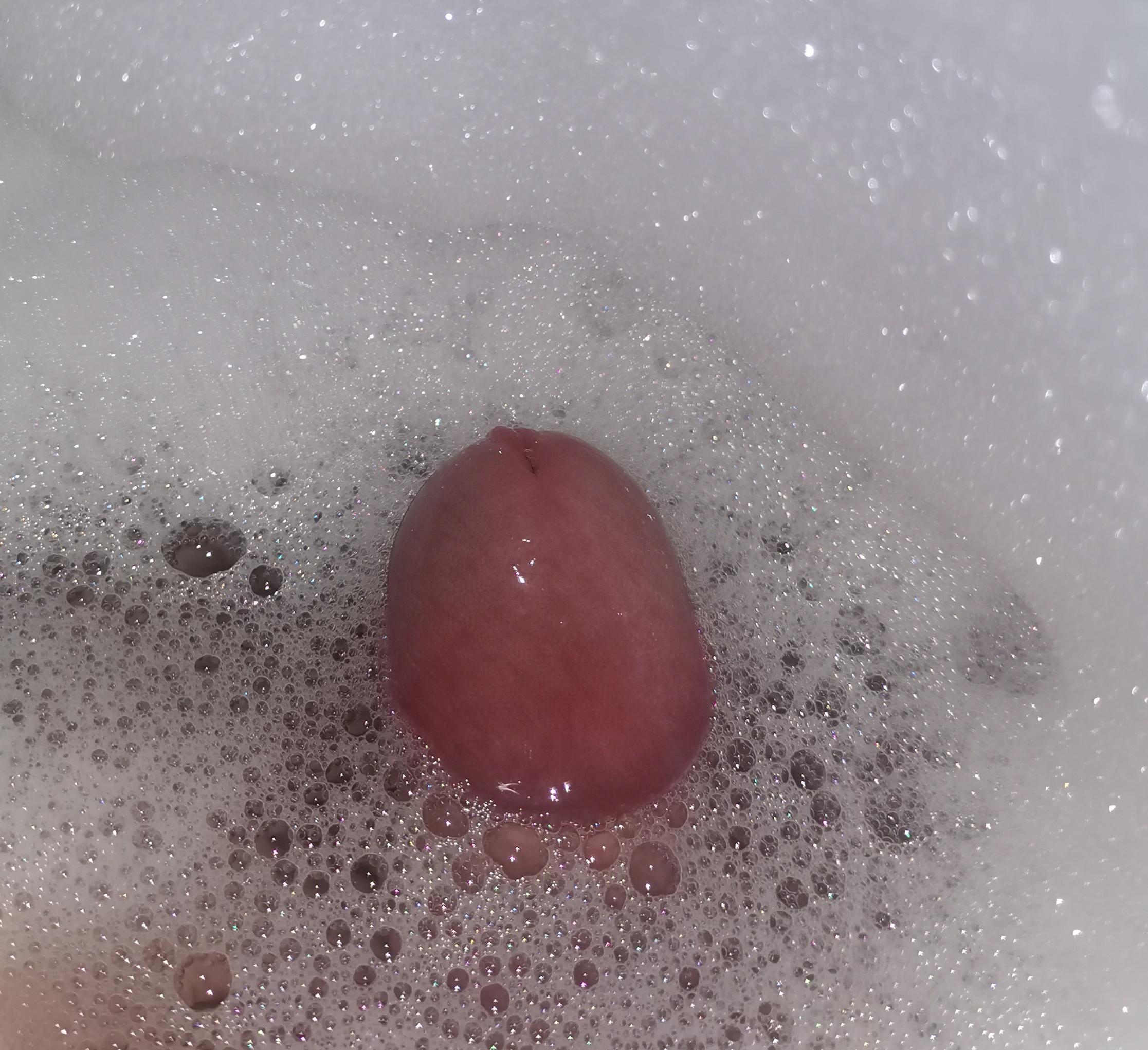 Lurking in the bathtub... Gotta catch 'em | Scrolller