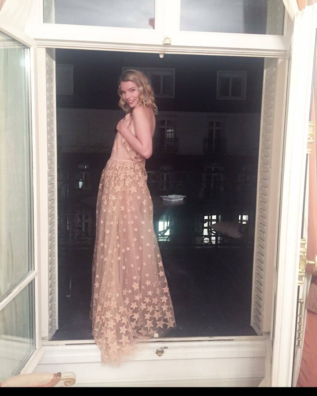 Luxurious | Scrolller