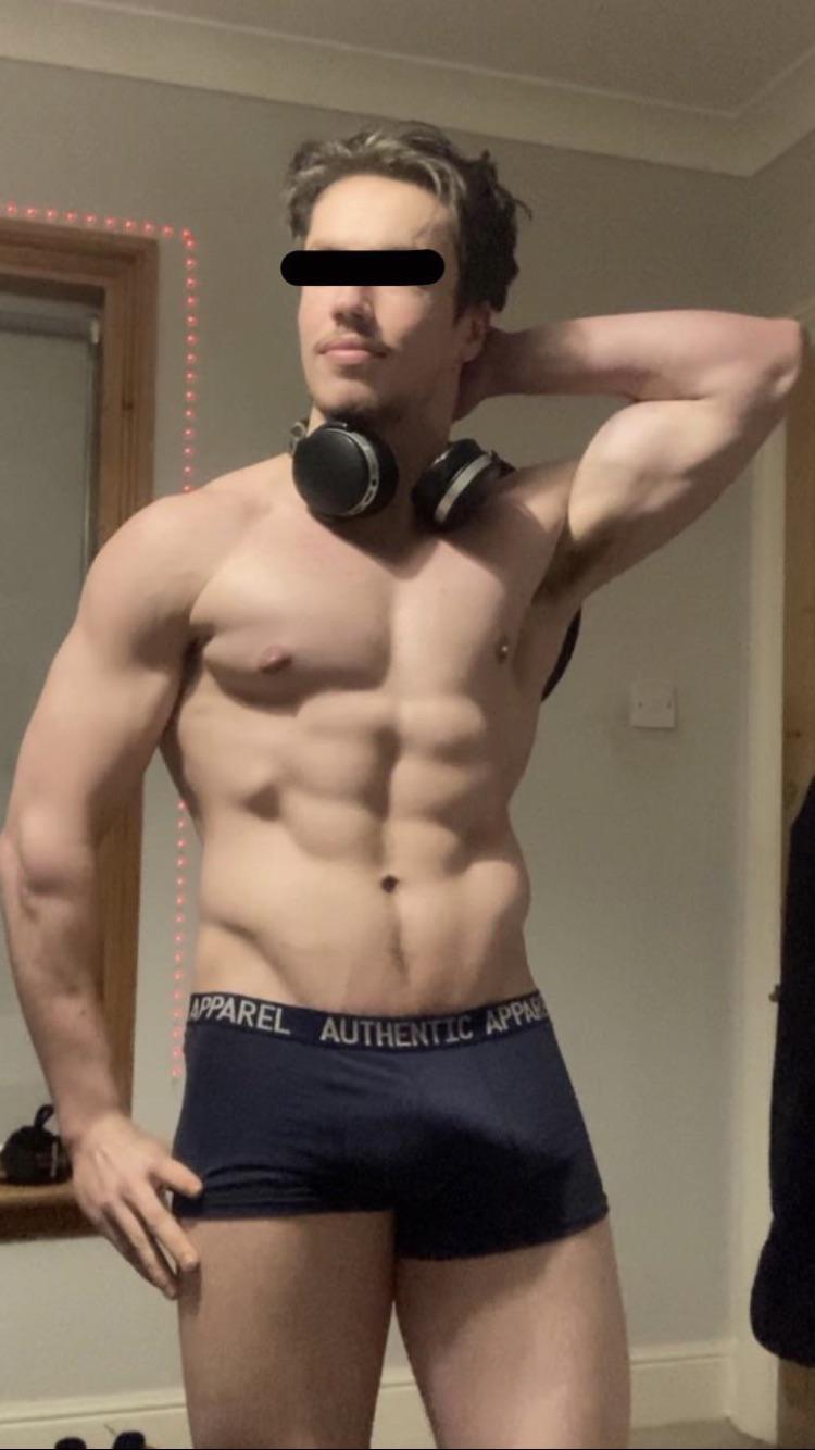 [M] looking for [F] add my snap for more in depth pictures ️ | Scrolller