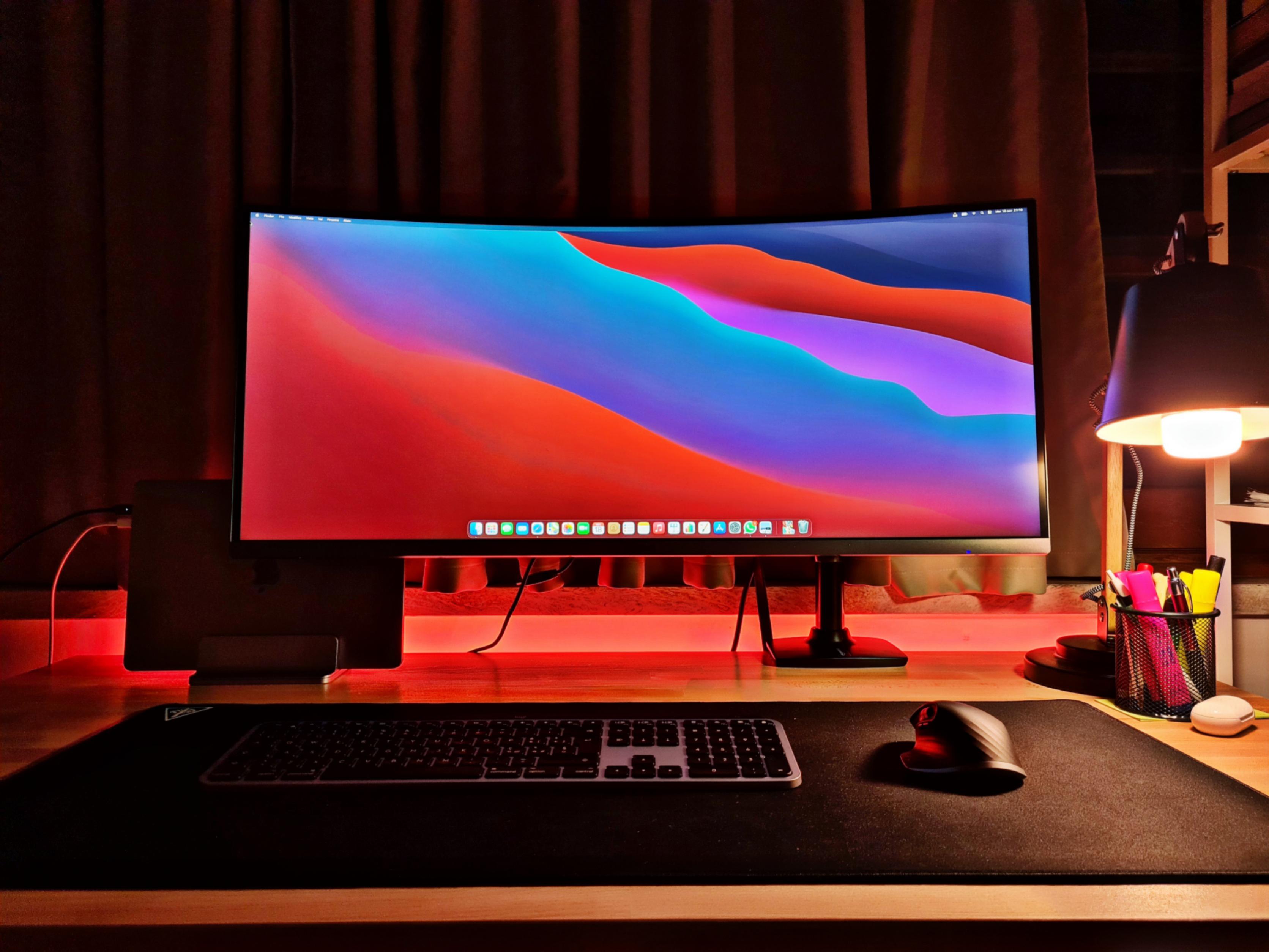 M1 MacBook Pro setup | Scrolller