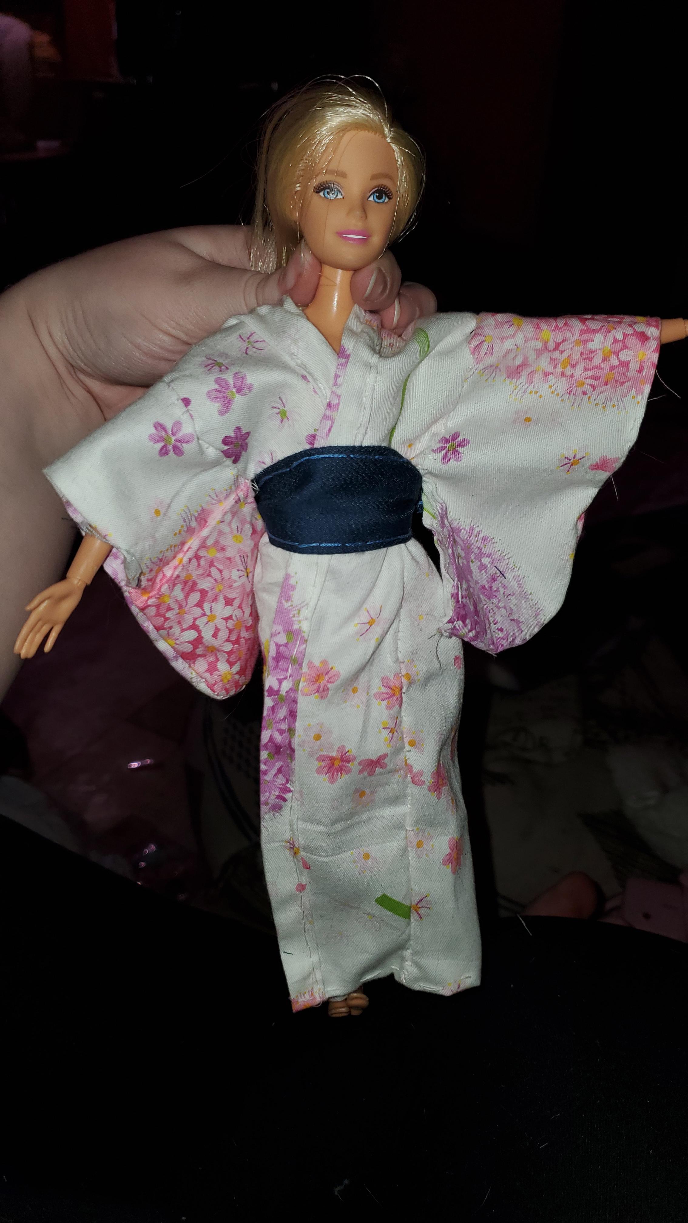 Made her a yukata. | Scrolller