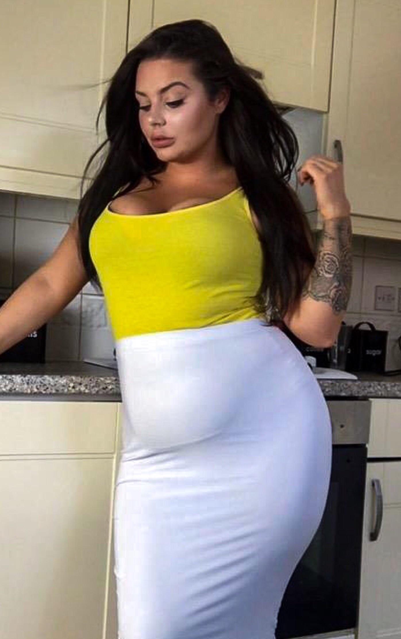 Magnificent Belly | Scrolller