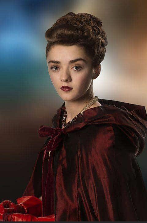 Maisie Williams looking regal and ready for her spotlight | Scrolller