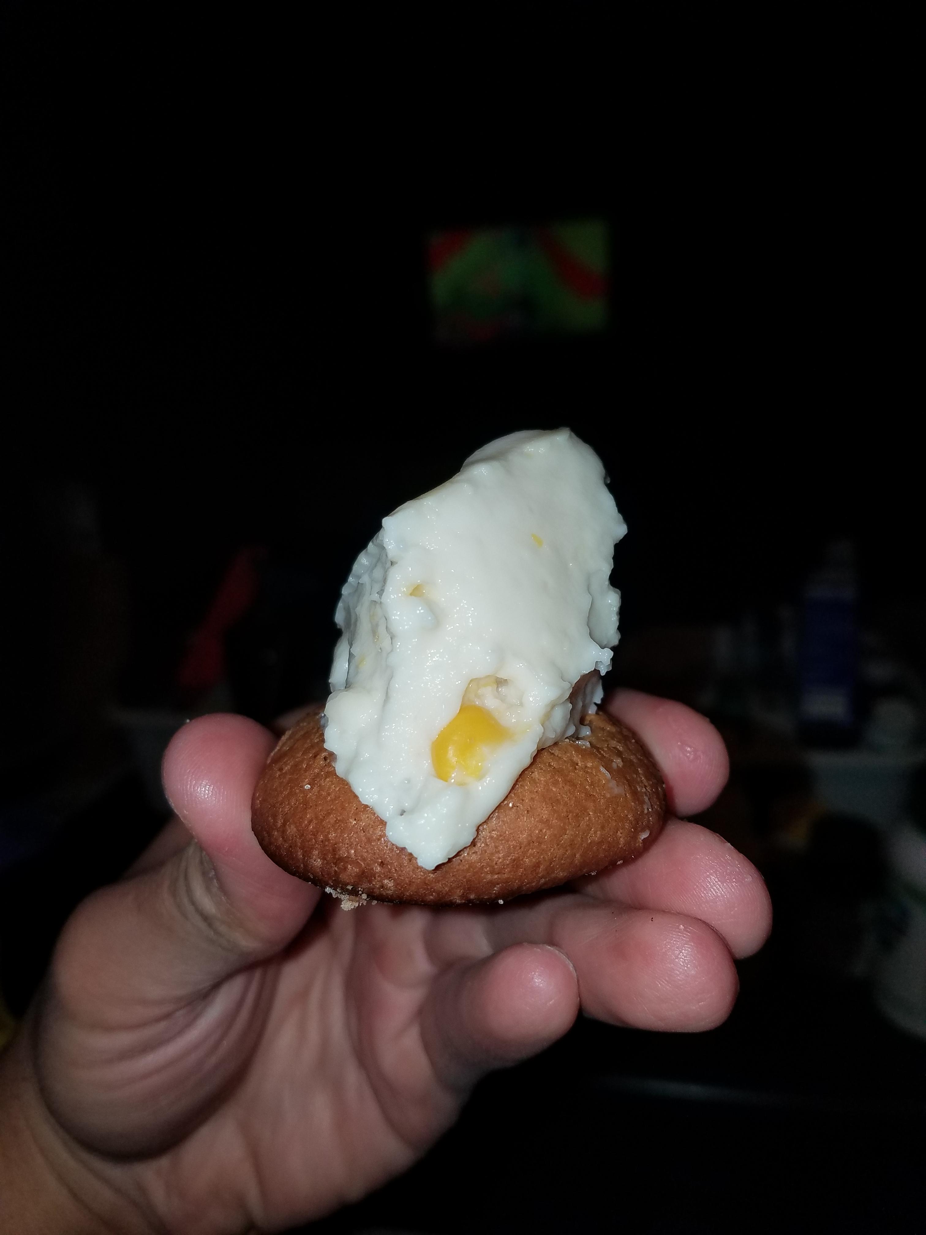 Maja blanca on a speculoos cookie | Scrolller