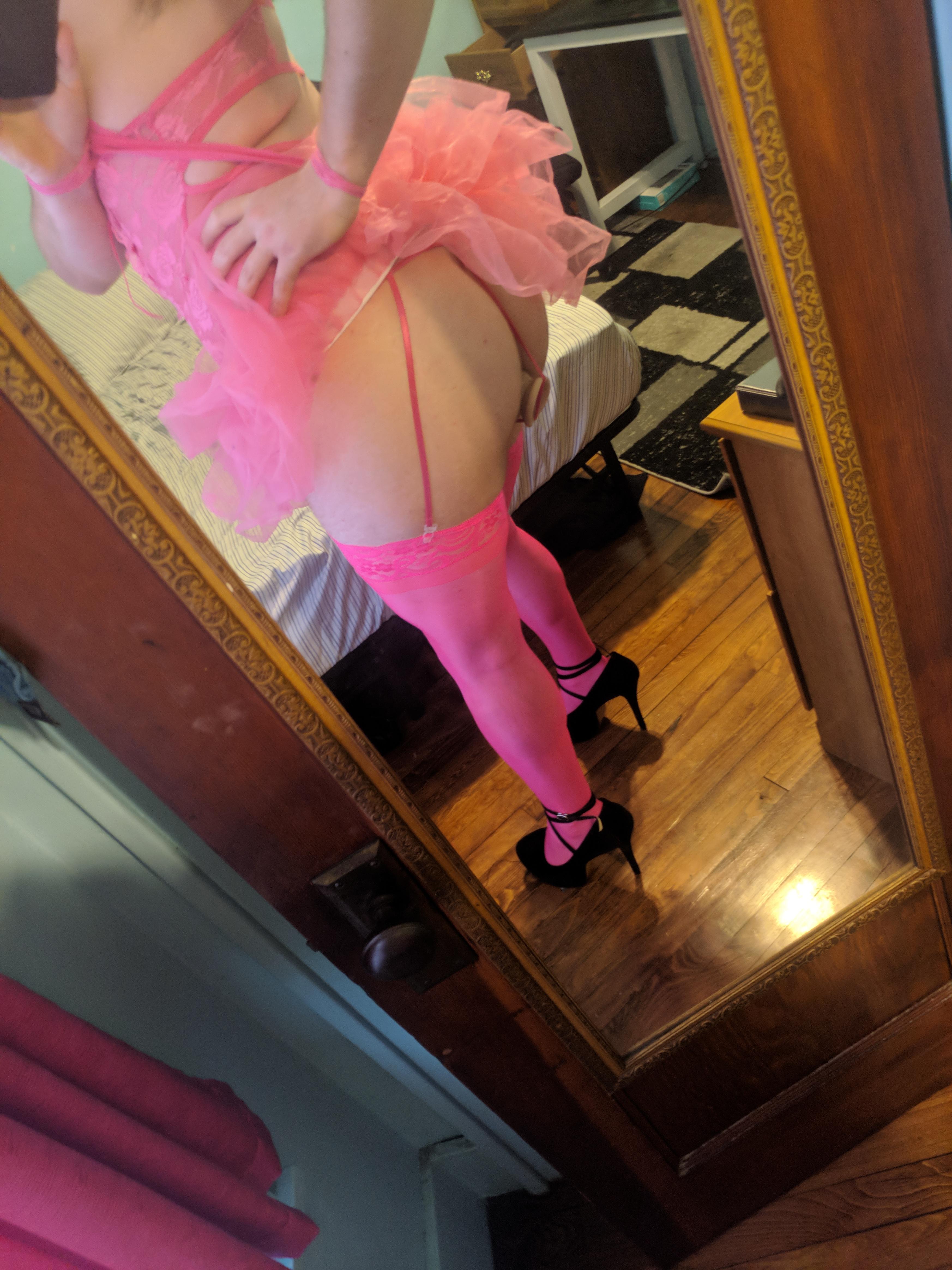 Make me your slave | Scrolller