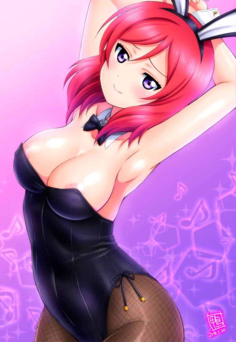 Maki peeks out a little. [Love Live!] | Scrolller