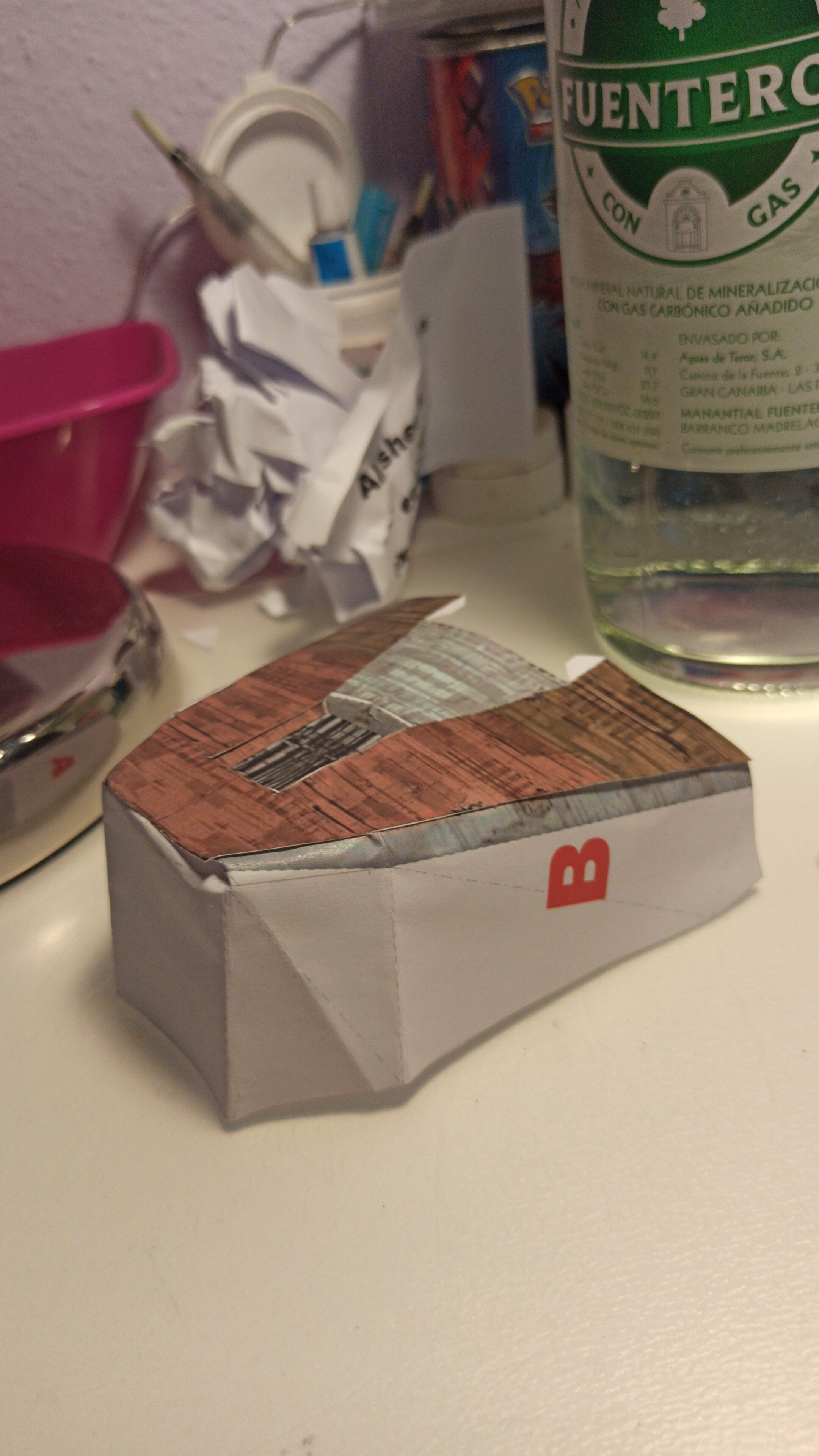 Making a paper Ebon hawk “Engines 1” | Scrolller