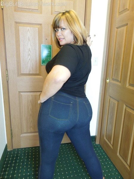 Marcy Diamond | Scrolller