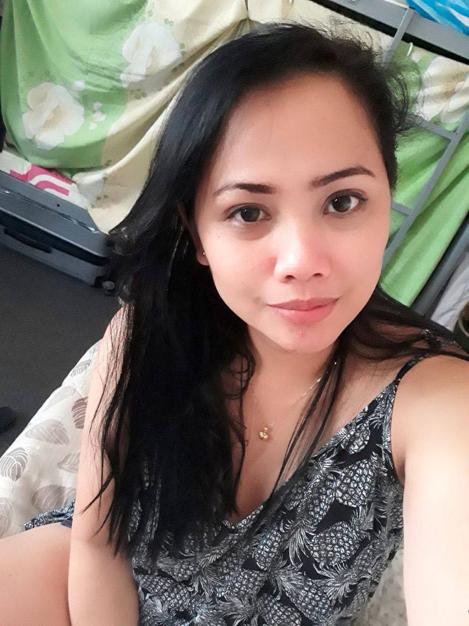 MariCris | Scrolller