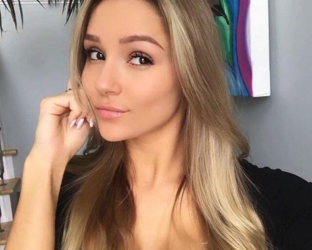 Marilyn Lafleur | Scrolller