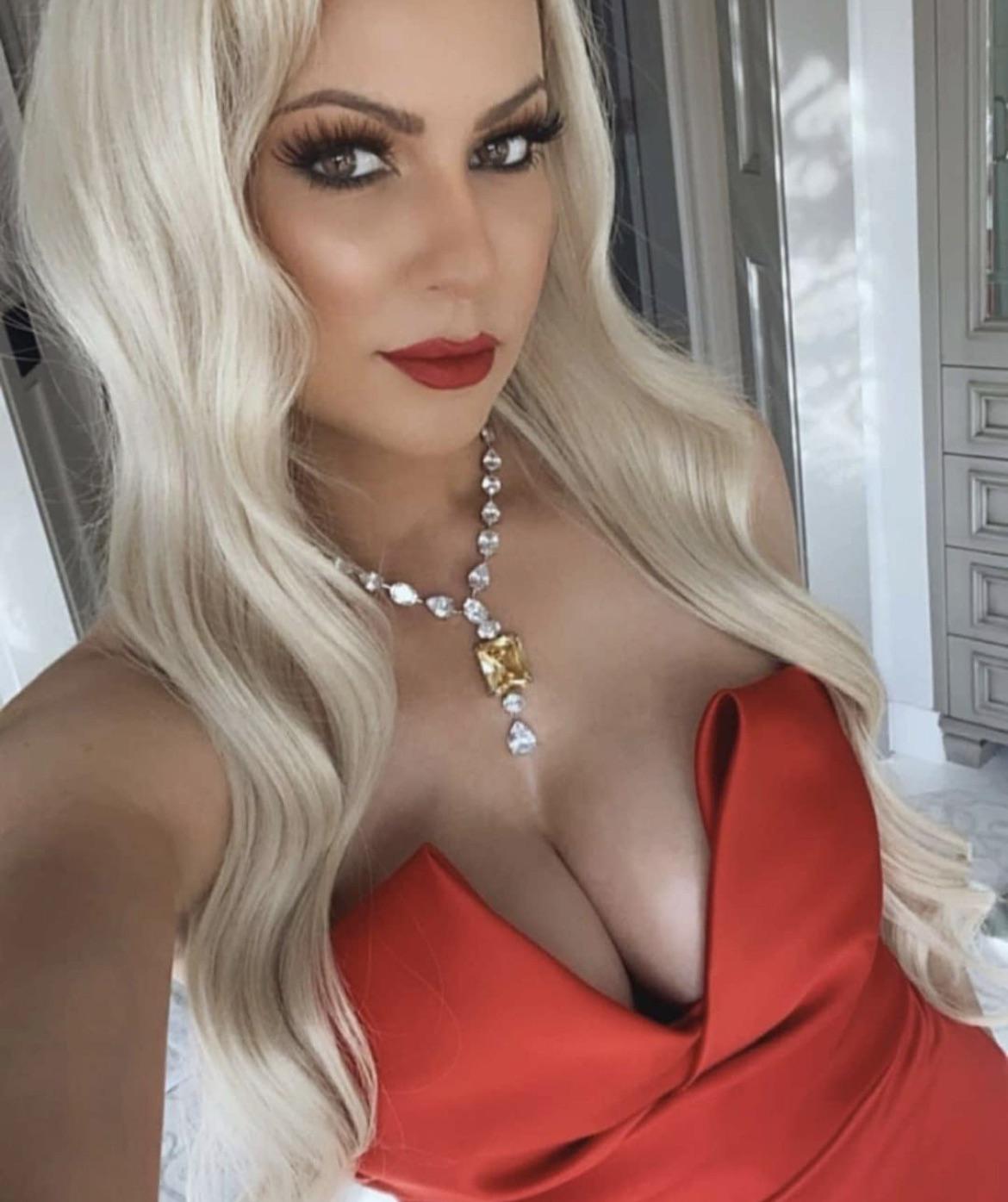 Maryse | Scrolller