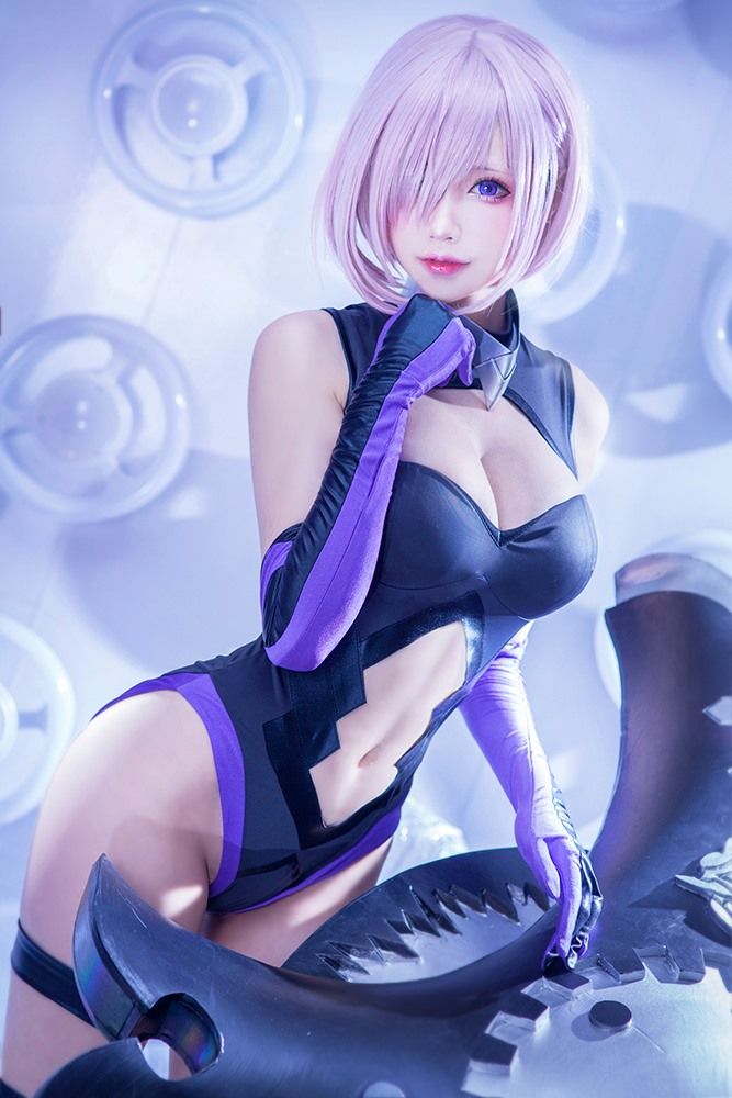 Mashu Cosplay by Mon夢 | Scrolller
