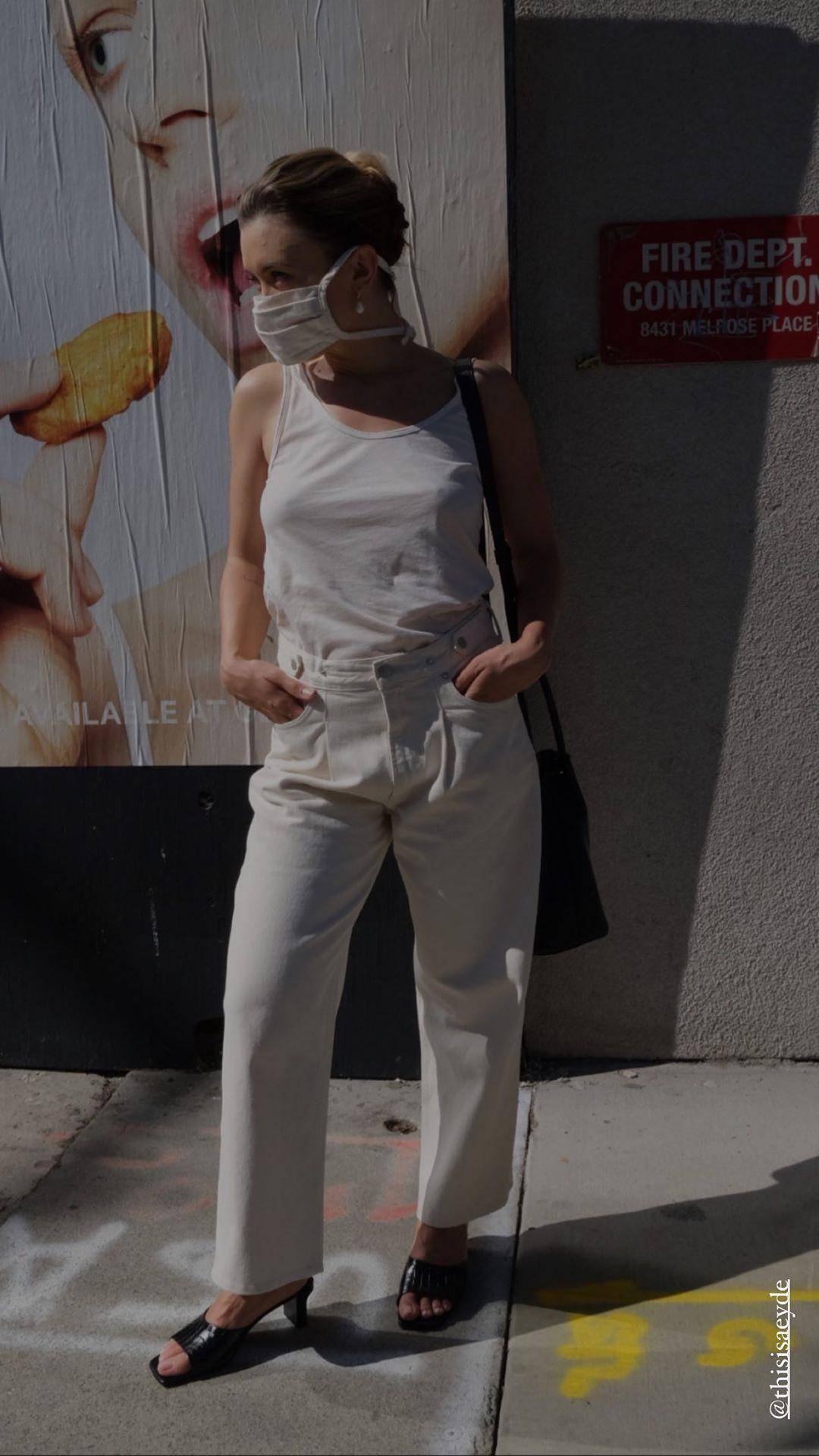 Masked and braless | Scrolller