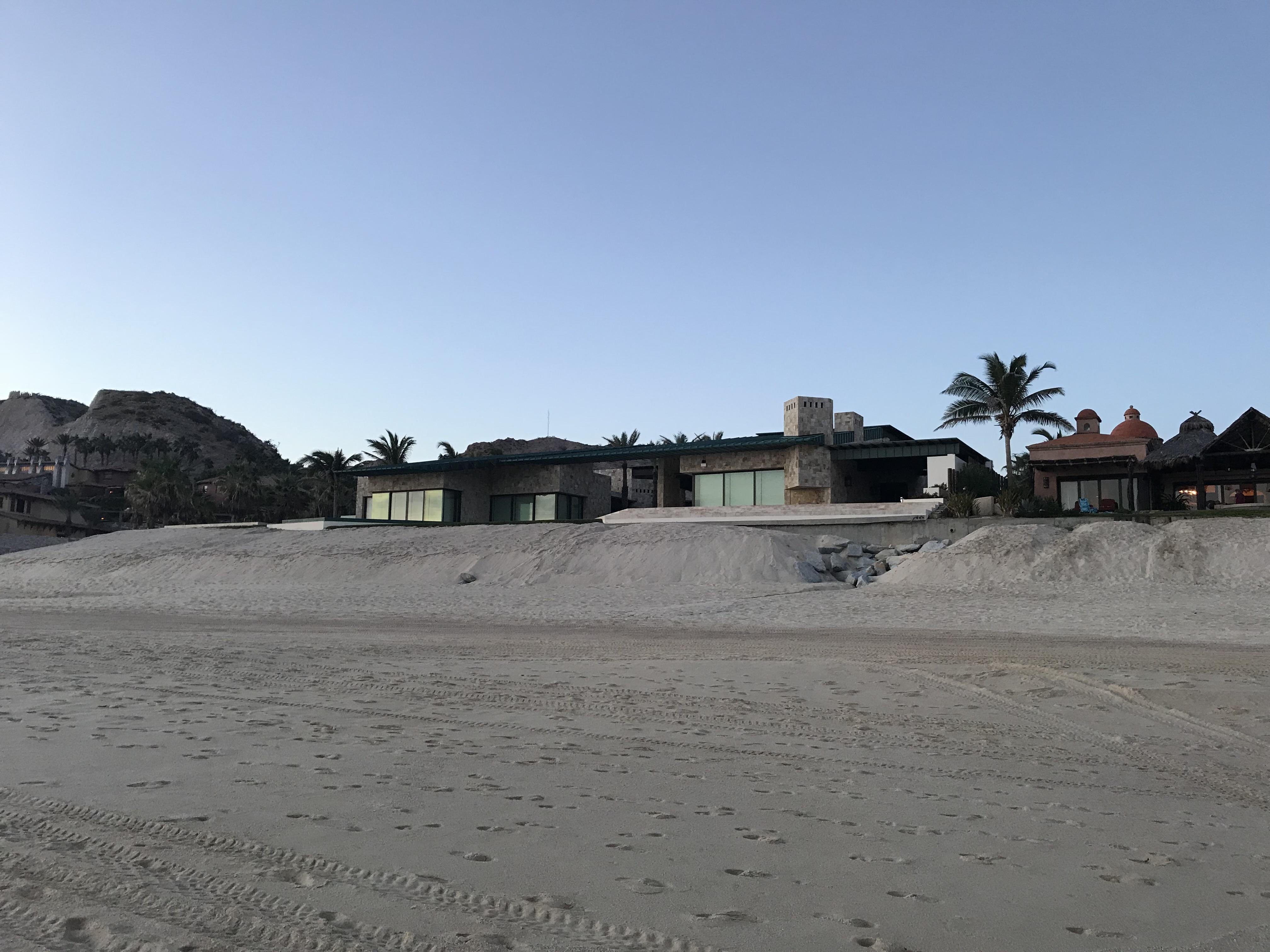 Massive beachfront mansion in Cabo San Lucas [OC] | Scrolller
