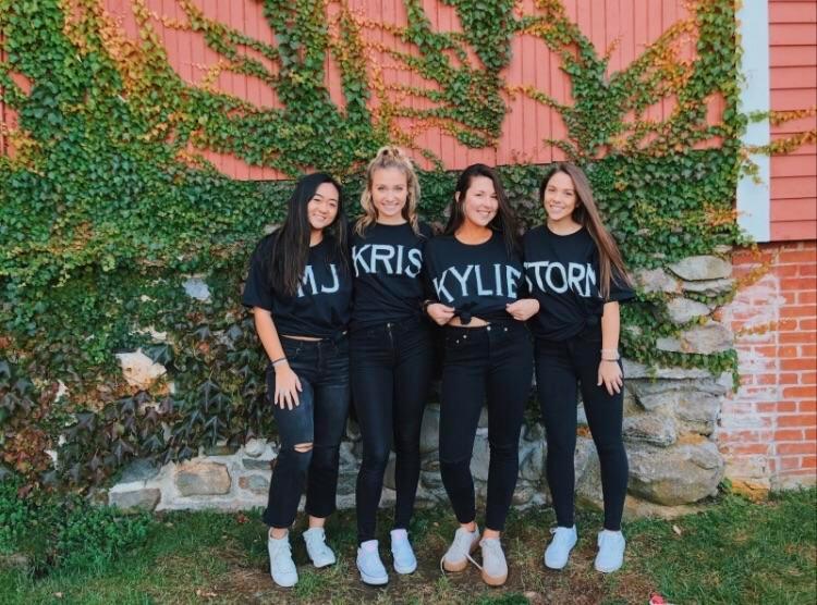 Matching outfits | Scrolller