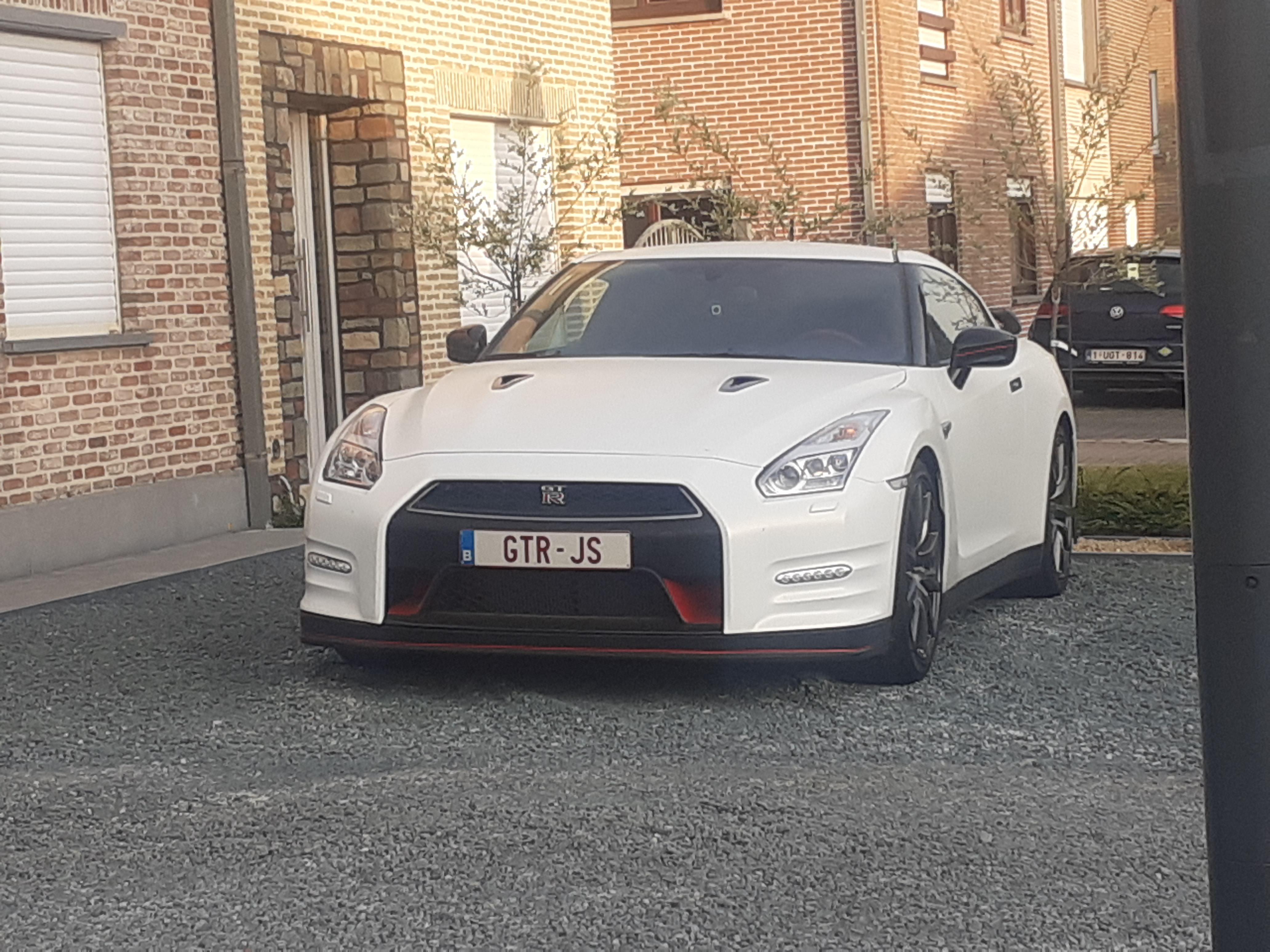 Matte White GTR | Scrolller
