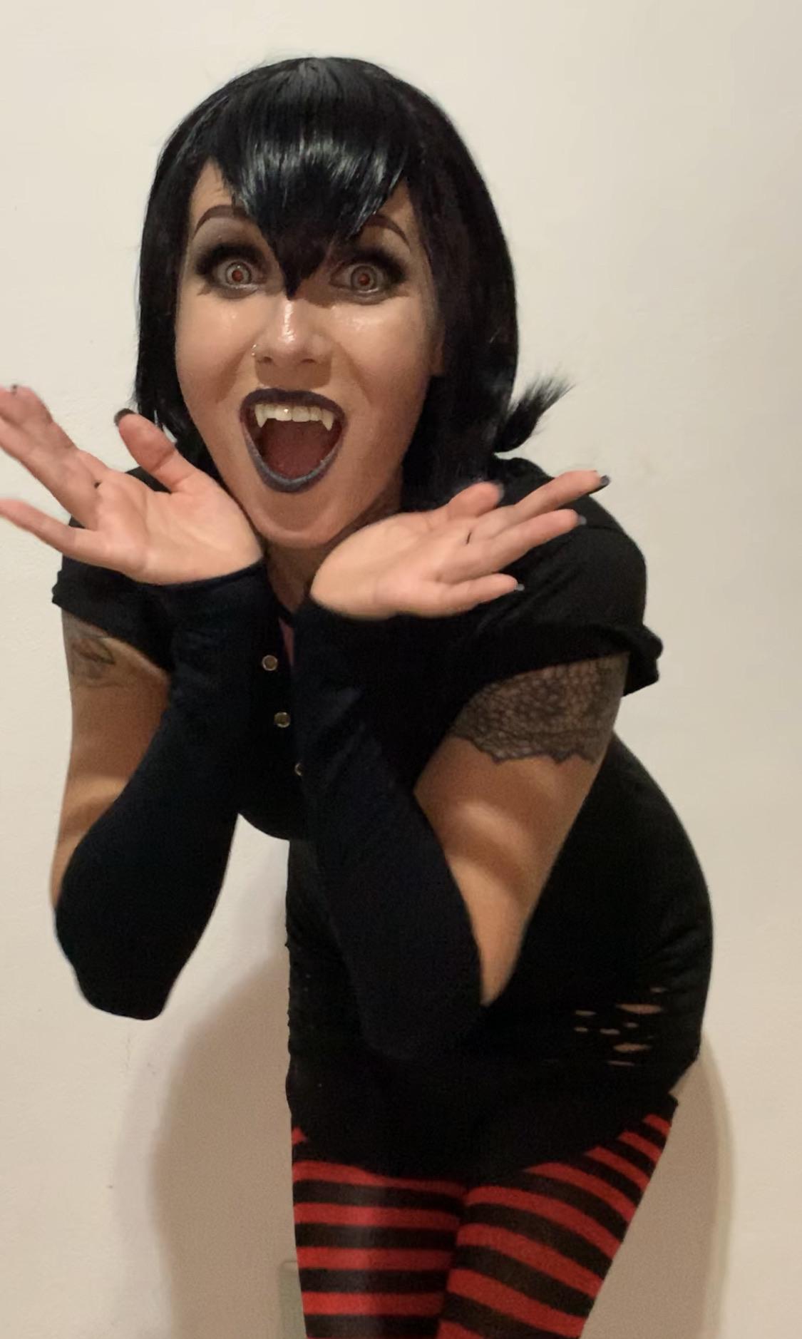 Mavis from Hotel Transylvania Movie By Jeka LC Cosplay. [Self] | Scrolller
