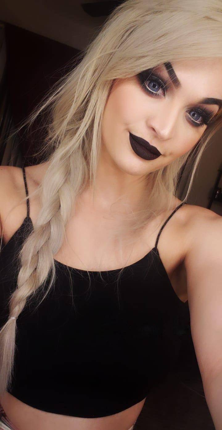 Mavis makeup | Scrolller