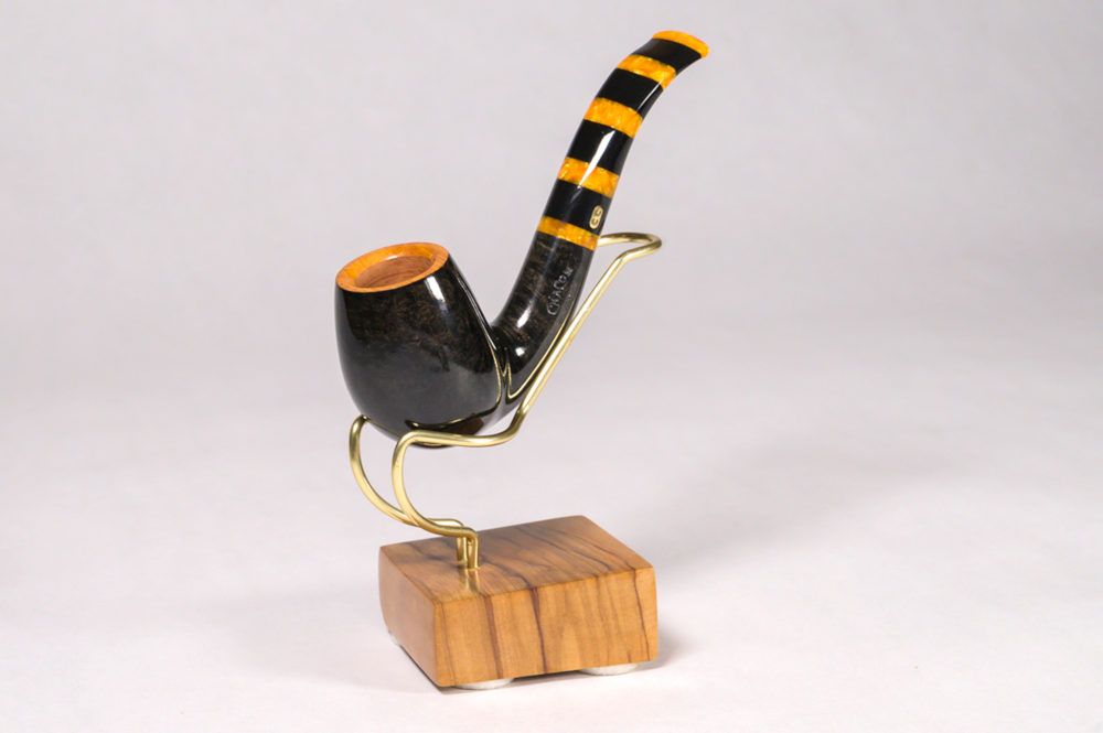 Maya Grise Pipe No.851 by the good old Chacom | Scrolller