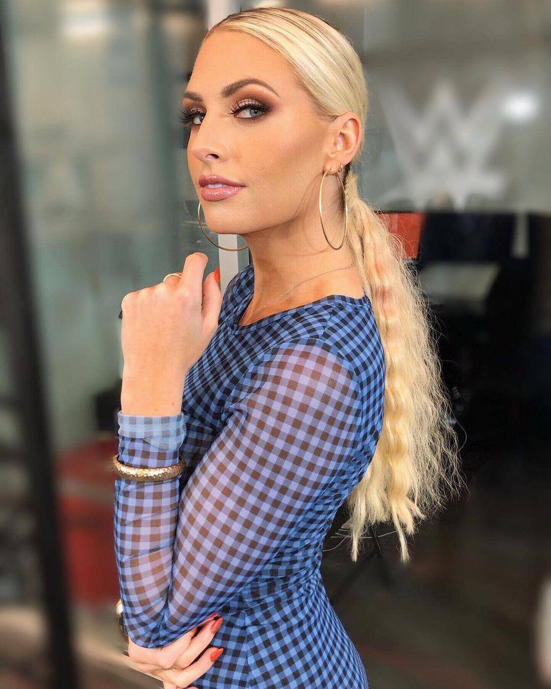 McKenzie Mitchell | Scrolller