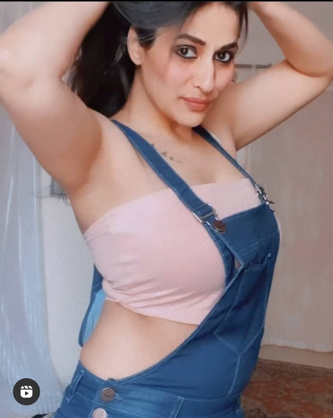 Meaty armpit of Vansheen Verma | Scrolller