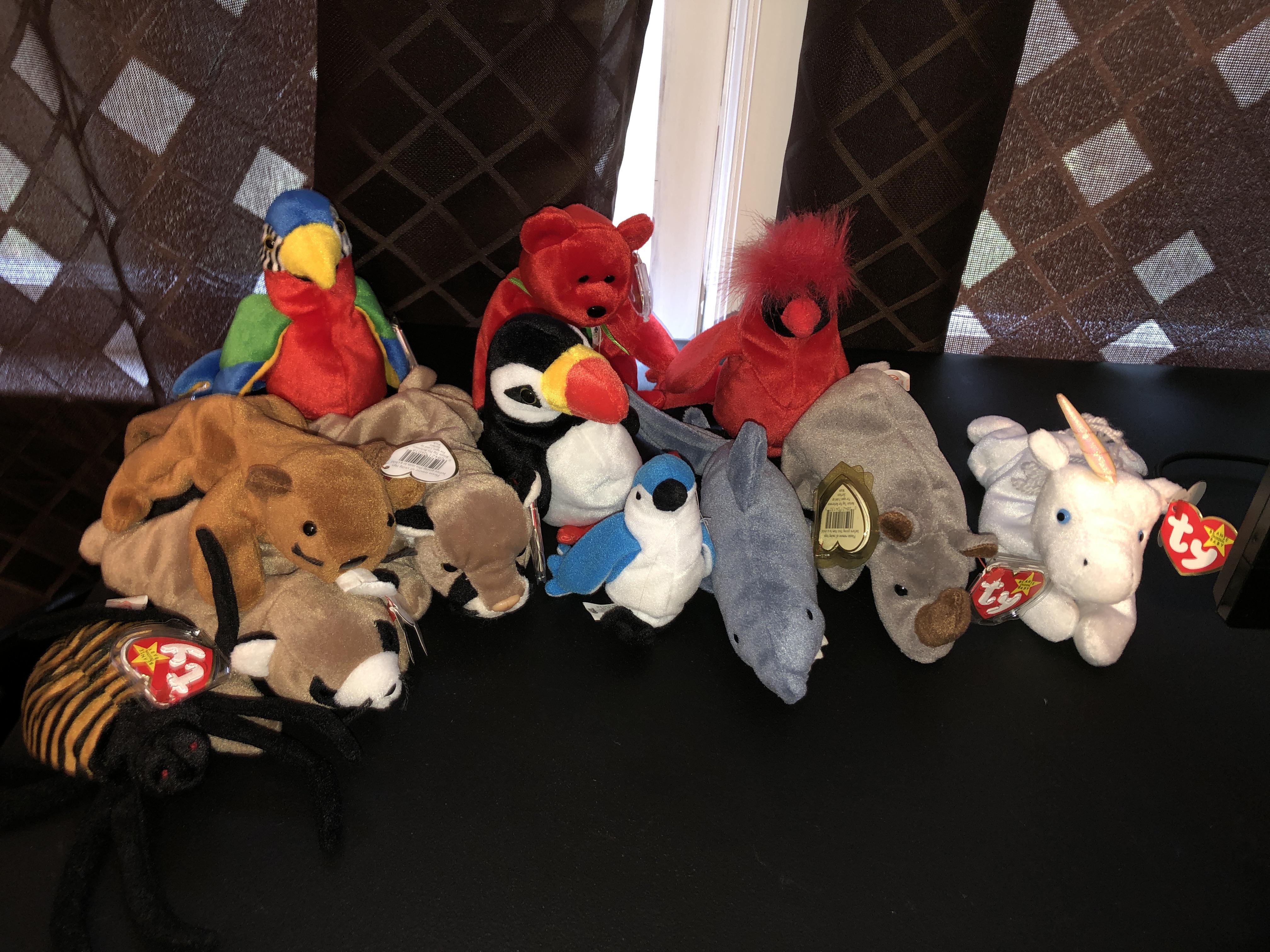 Meet my collection! | Scrolller