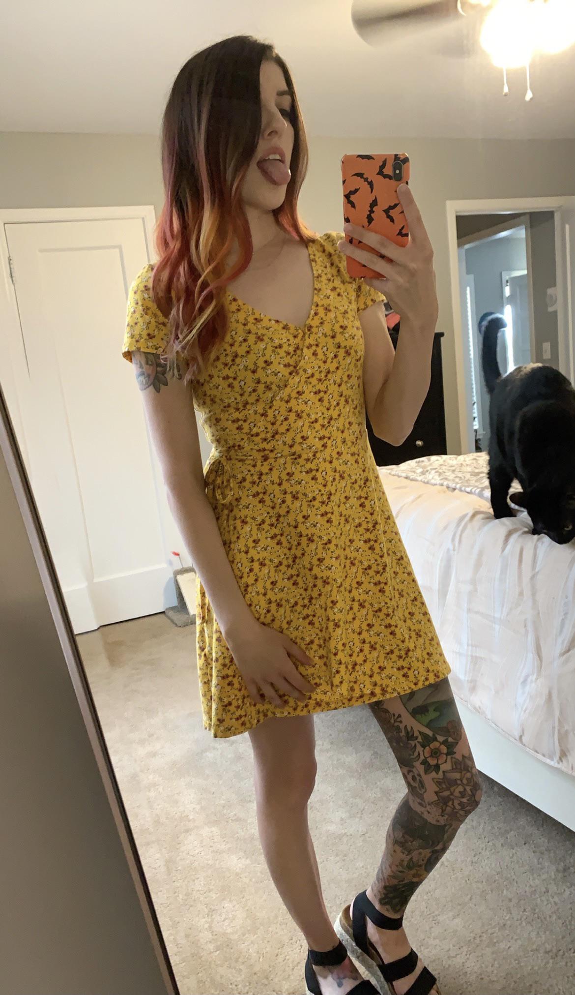 Mellow yellow 💛 | Scrolller