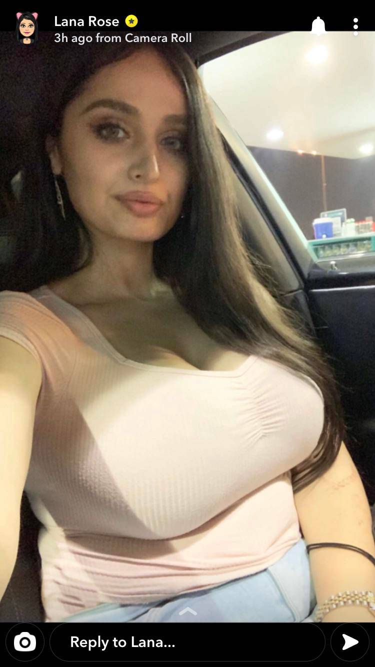 Melon selfies | Scrolller