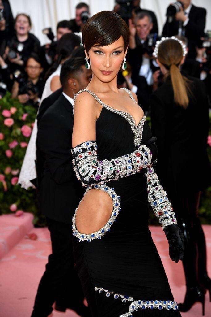 Met Gala Monday | Scrolller