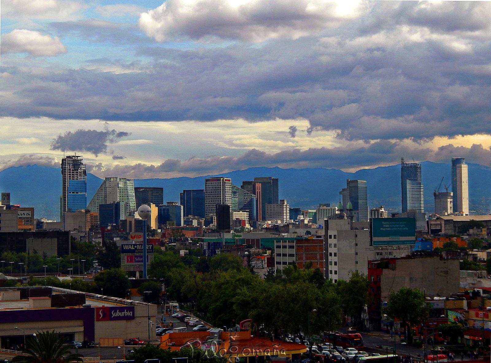 Mexico City cityscape | Scrolller