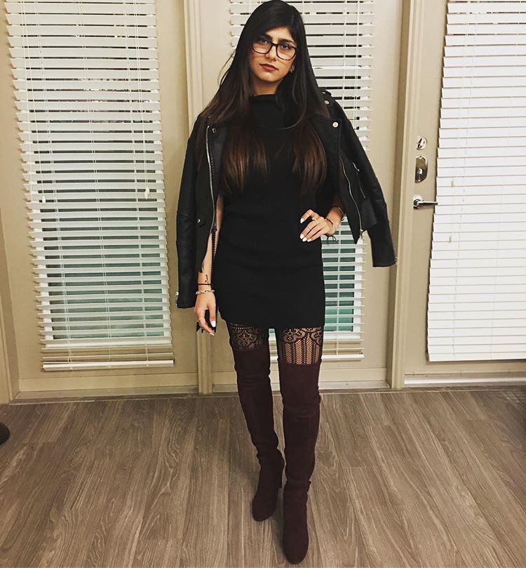 Mia Khalifa ready for a night out (X-post /r/ModelsGoneMild) | Scrolller